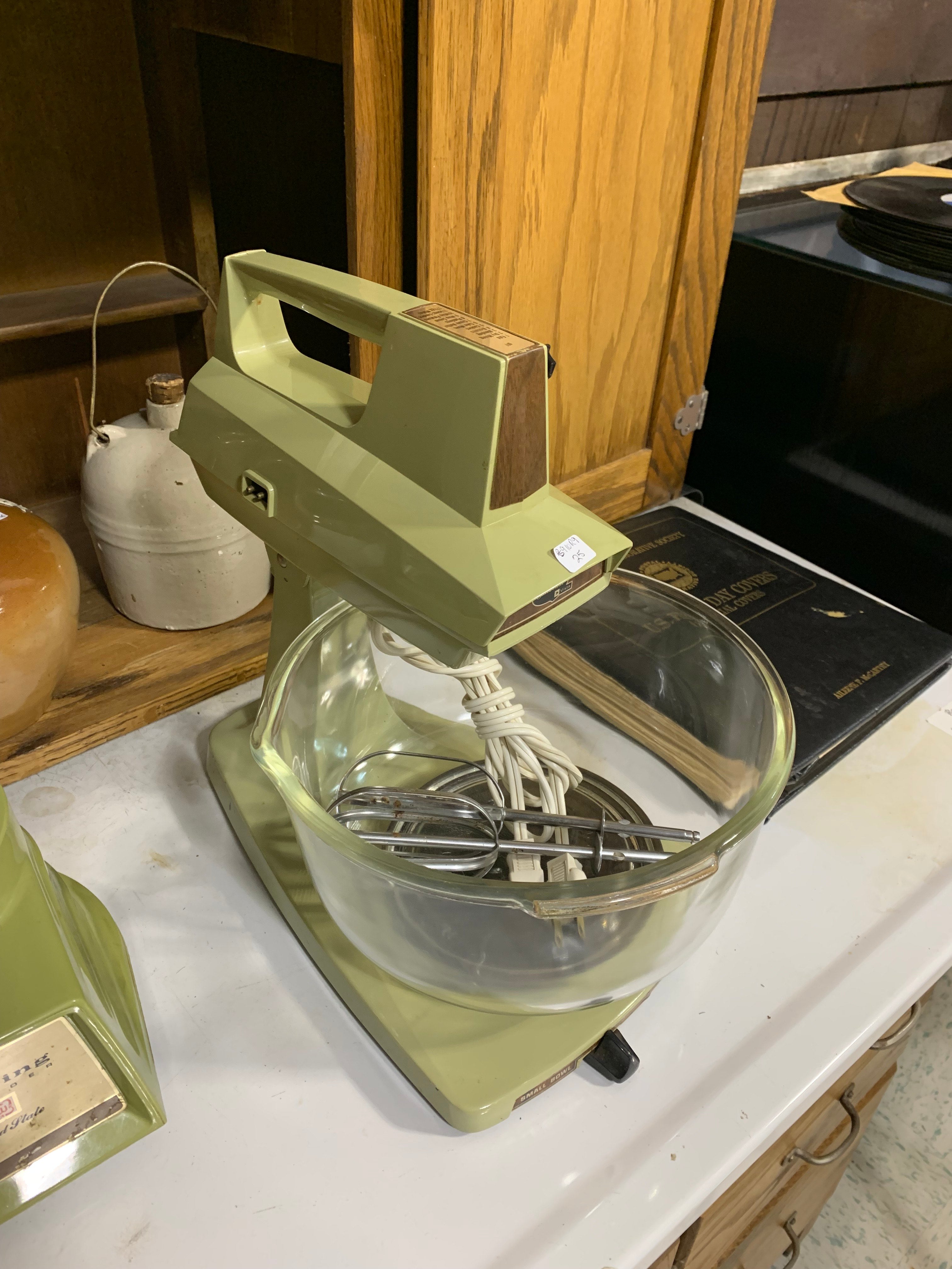 Sunbeam Mixmaster Avocado Green Mixer WORKS – Rocky's Gold Silver ...